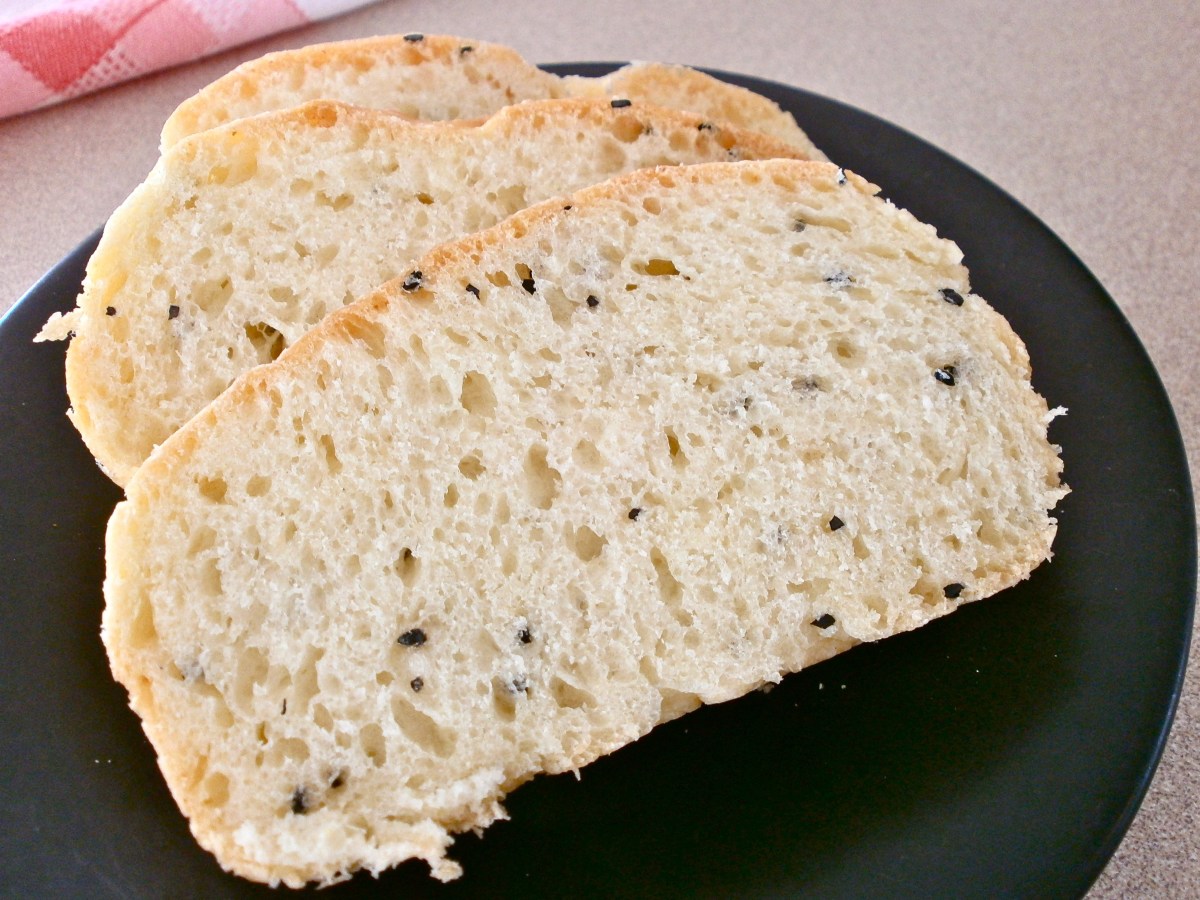 Kalonji Seed Bread: Exploring Spices of the World – Swirls and Spice